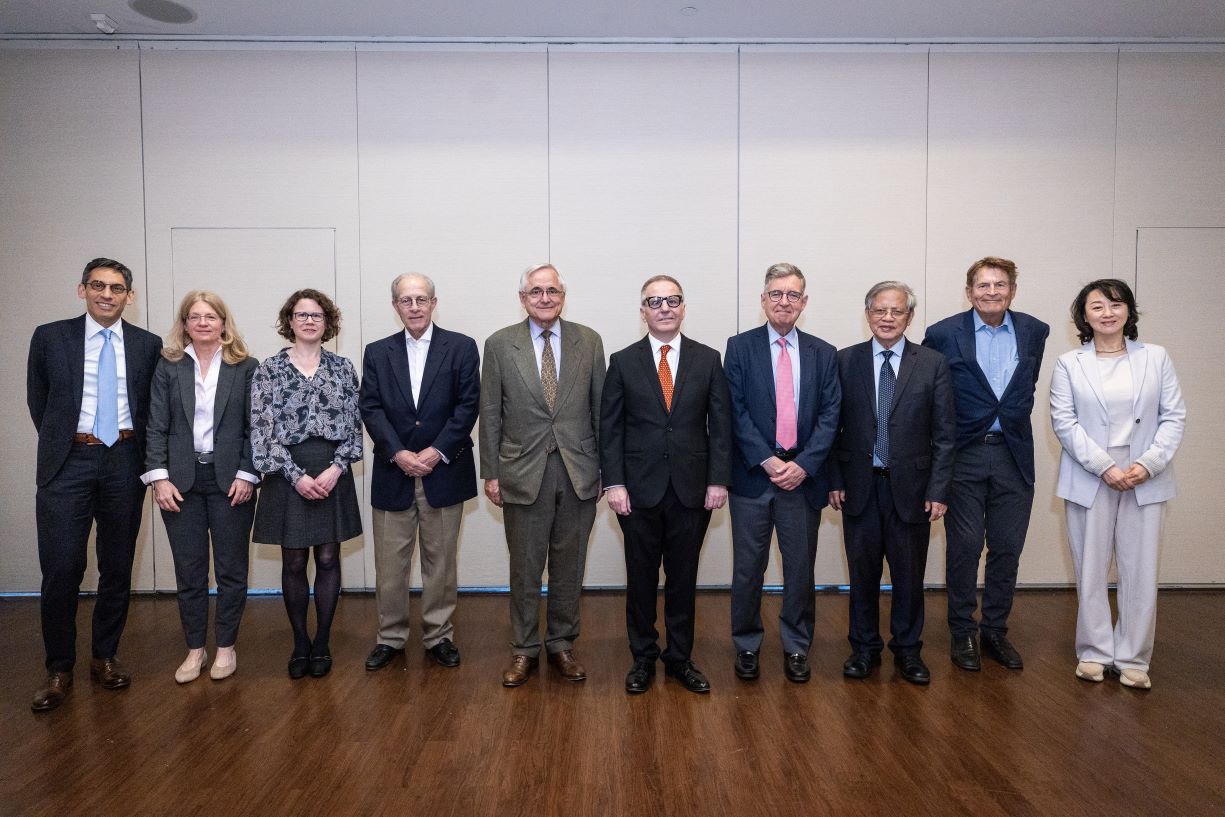 Former Students, Friends and Family Establish the Robert A. Mundell ...